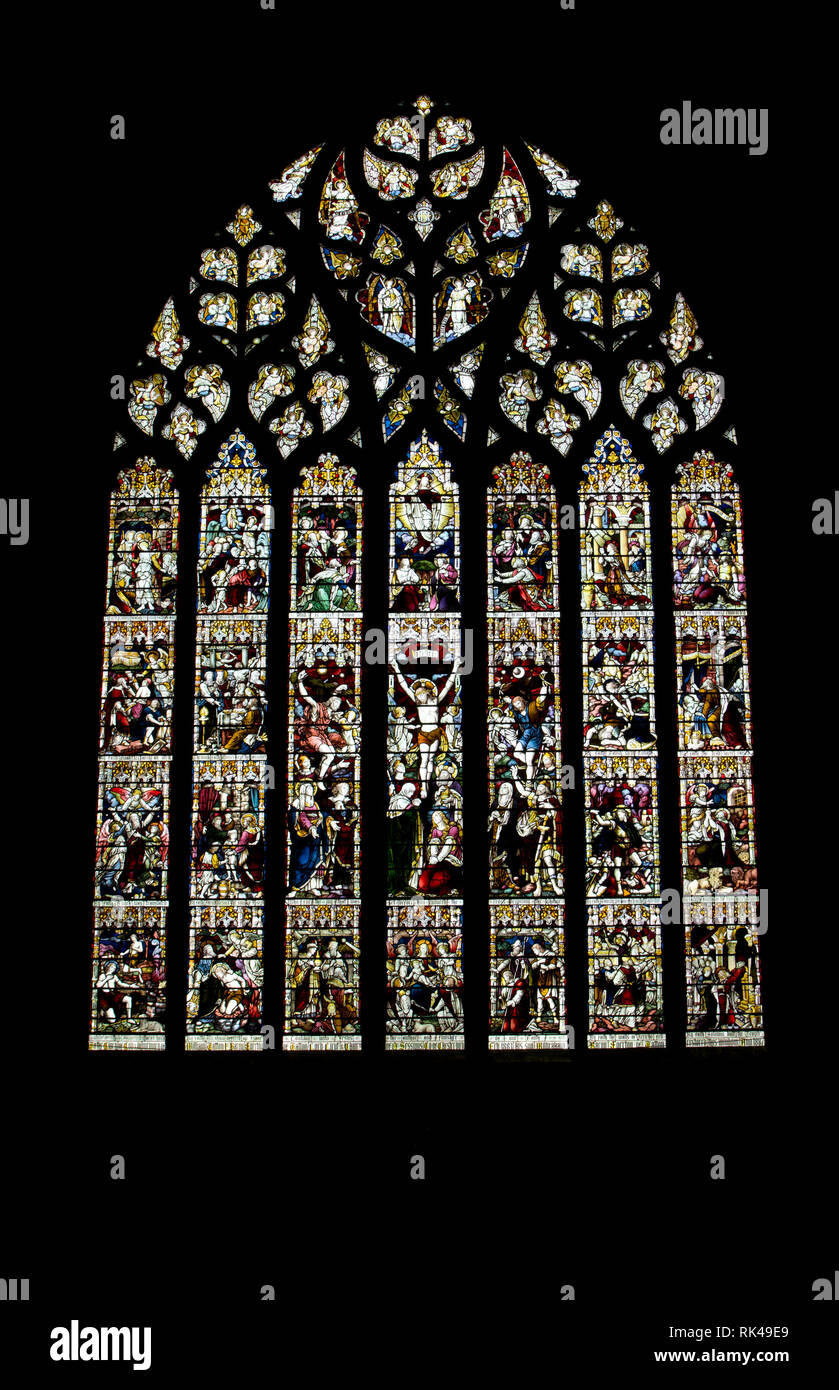 Chester cathedral stained glass hi-res stock photography and images - Alamy