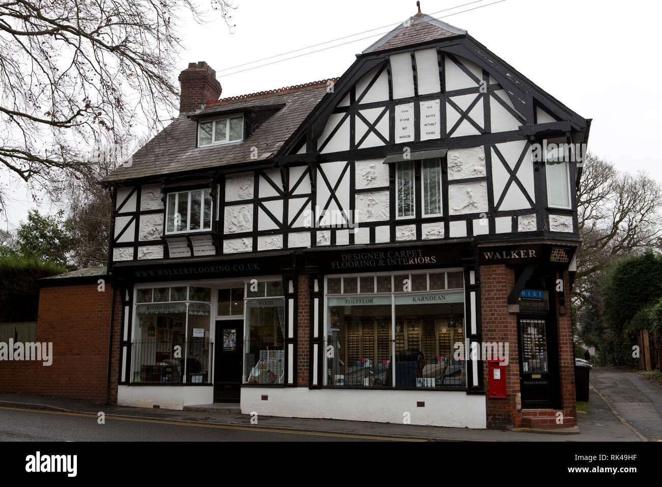 Victorian shopfront hi-res stock photography and images - Alamy