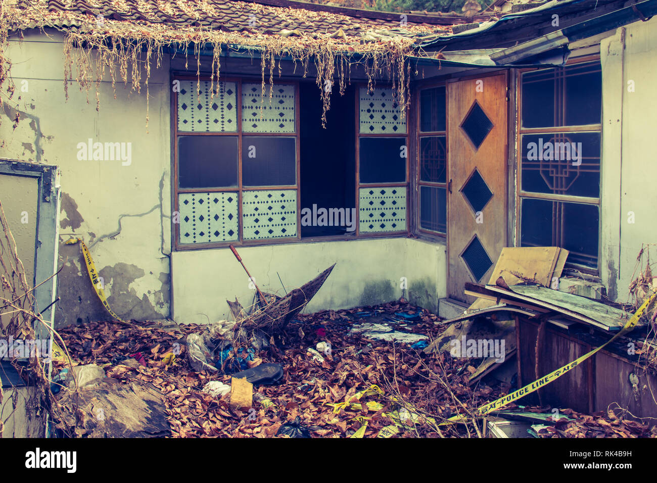 Abondoned building hi-res stock photography and images - Alamy