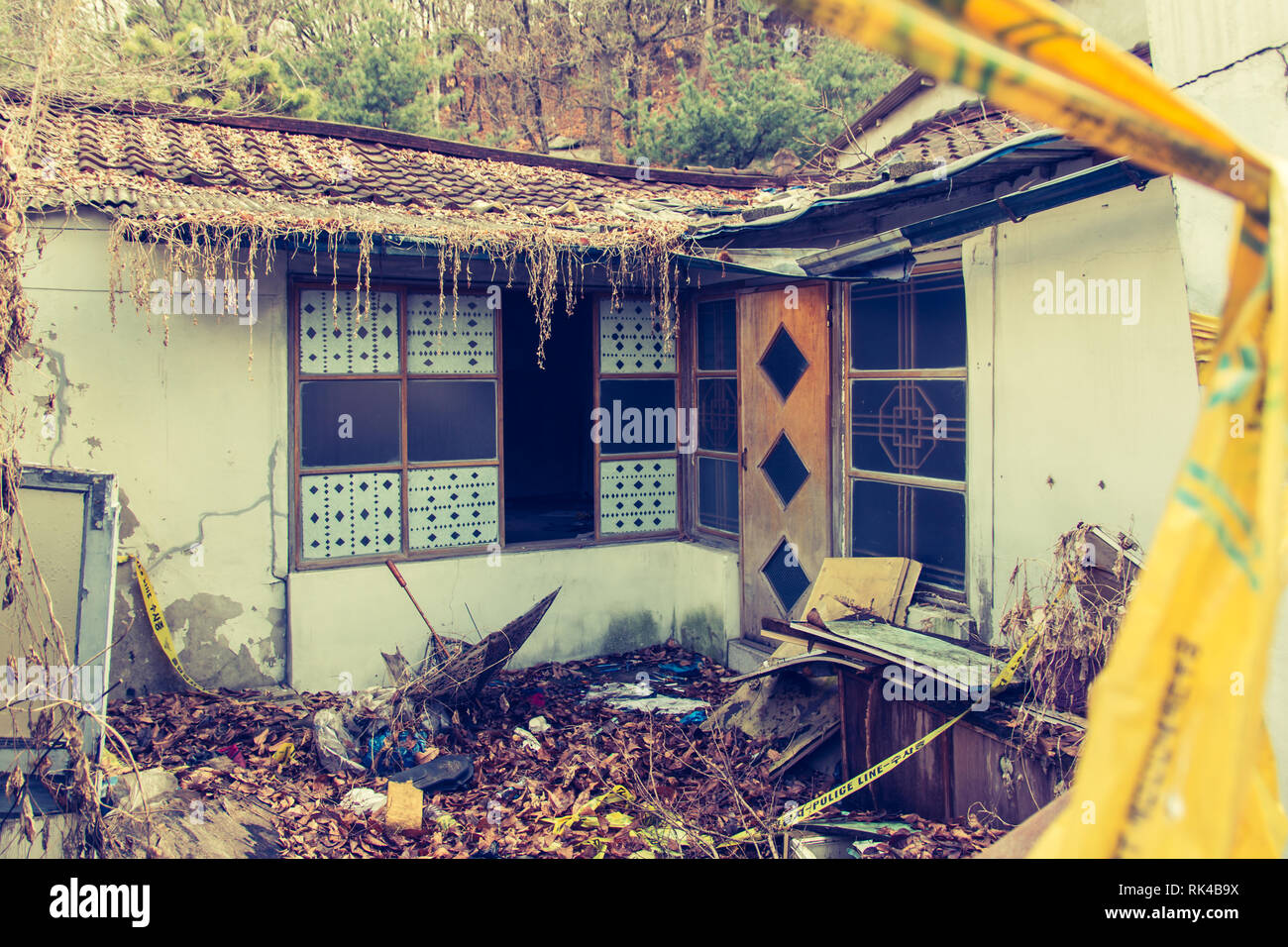 Old korean slum house hi-res stock photography and images - Alamy