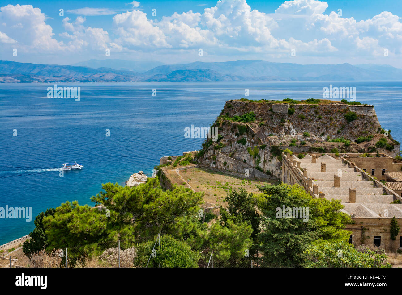 Corfu fort ferry greece hi-res stock photography and images - Alamy