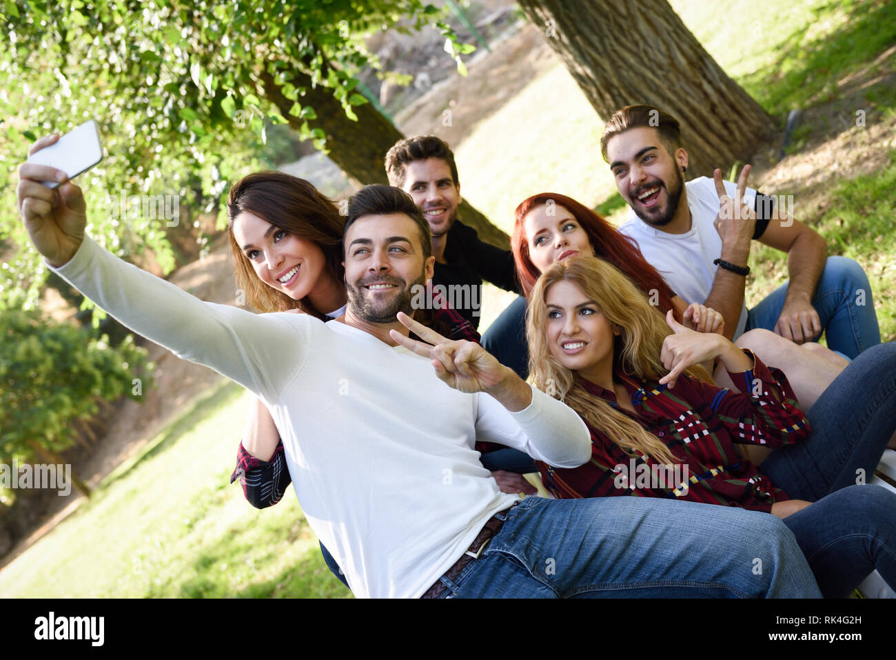 Selfie with group hi-res stock photography and images - Alamy