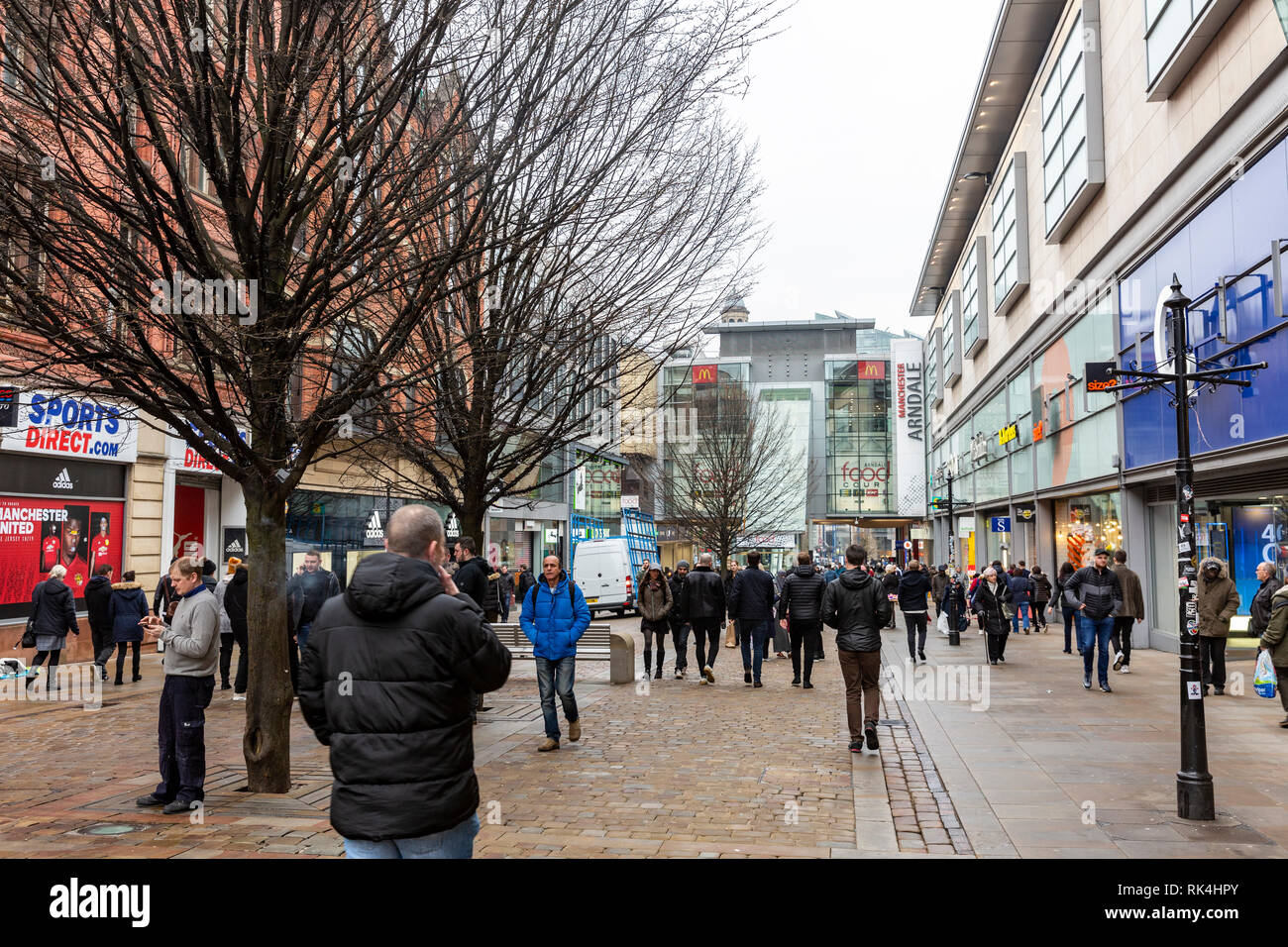 Manchester high street shoppers hi-res stock photography and images - Alamy