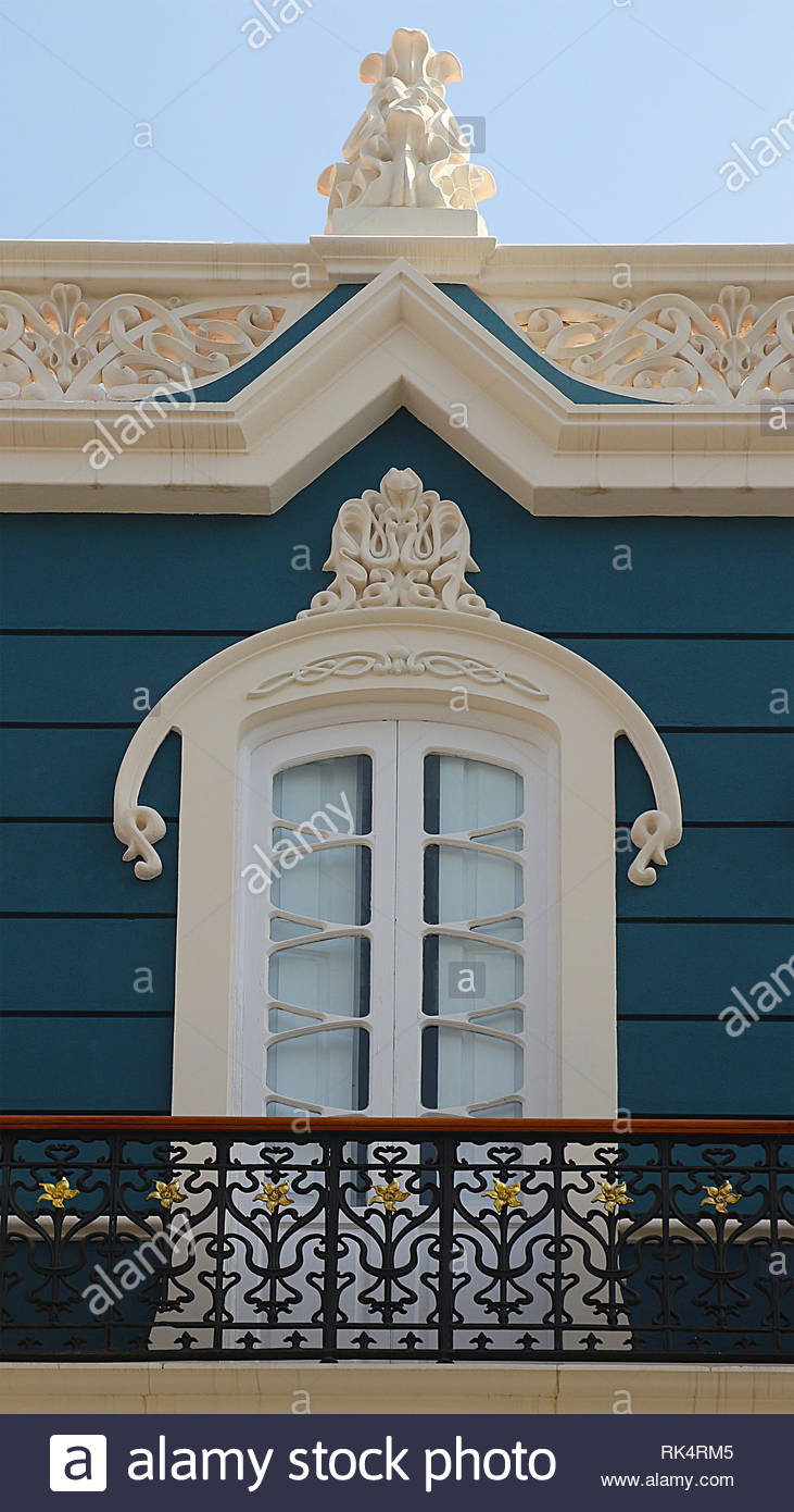 Ornamental Parapet High Resolution Stock Photography and Images - Alamy