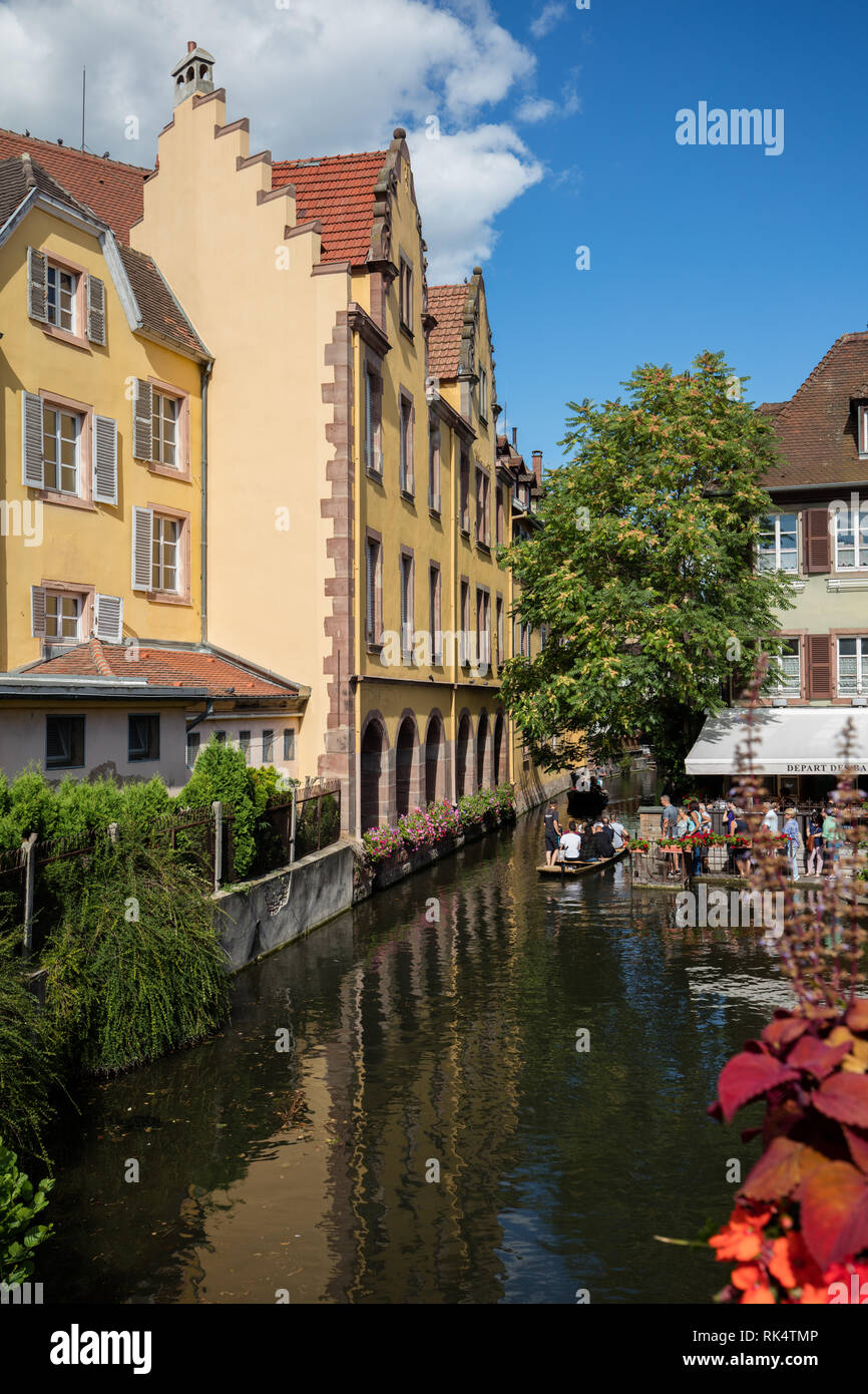 The old city center of Colmar with colorful houses Stock Photo - Alamy