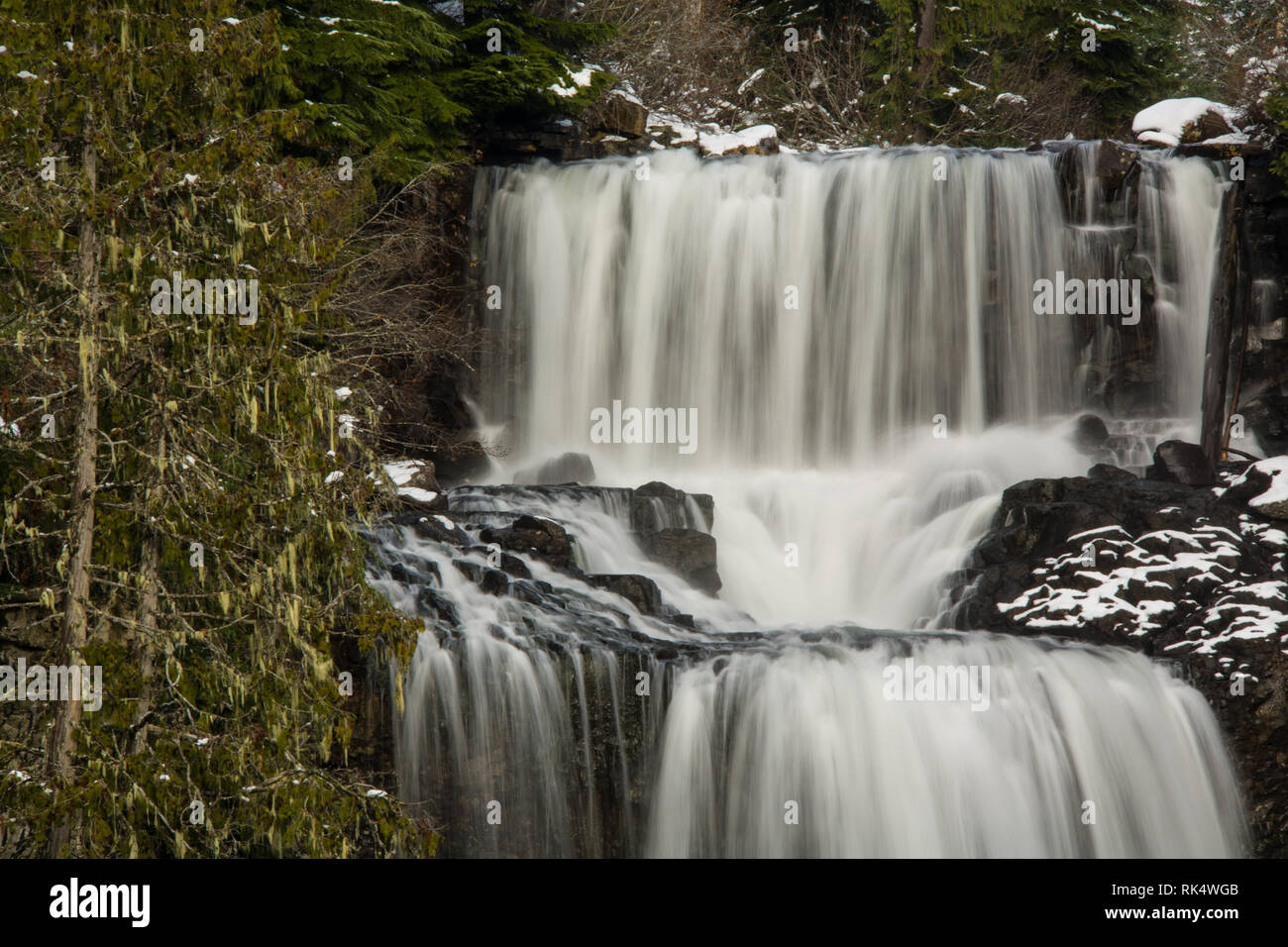 Alexander falls british columbia hi-res stock photography and images ...