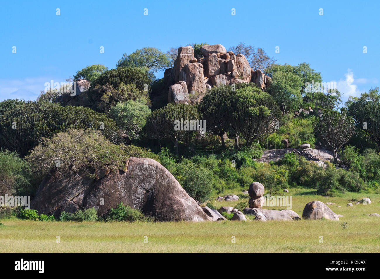 Africa mountains rocks cliffs scenery hi-res stock photography and ...
