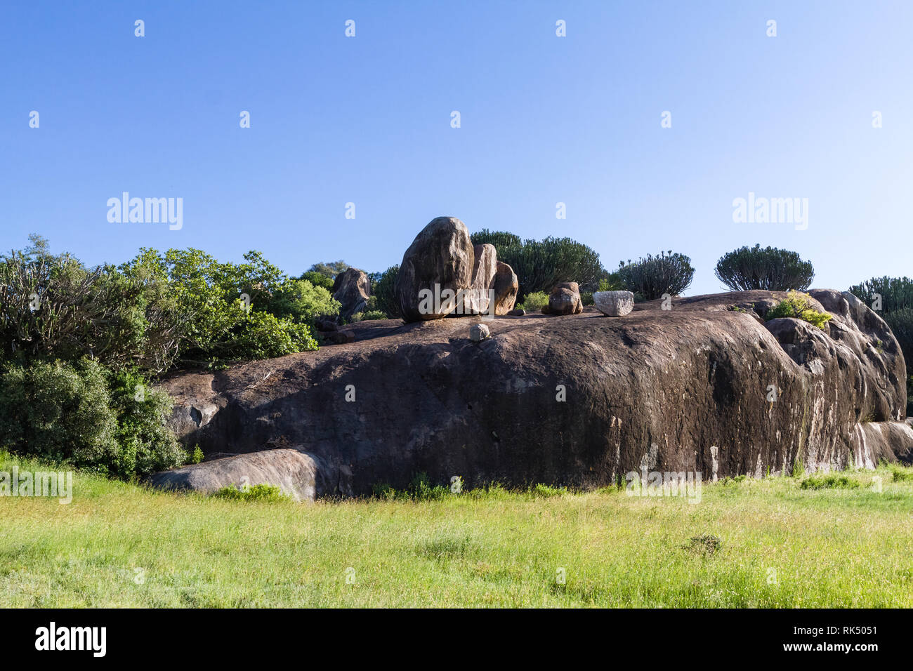 Endless cliffs hi-res stock photography and images - Alamy