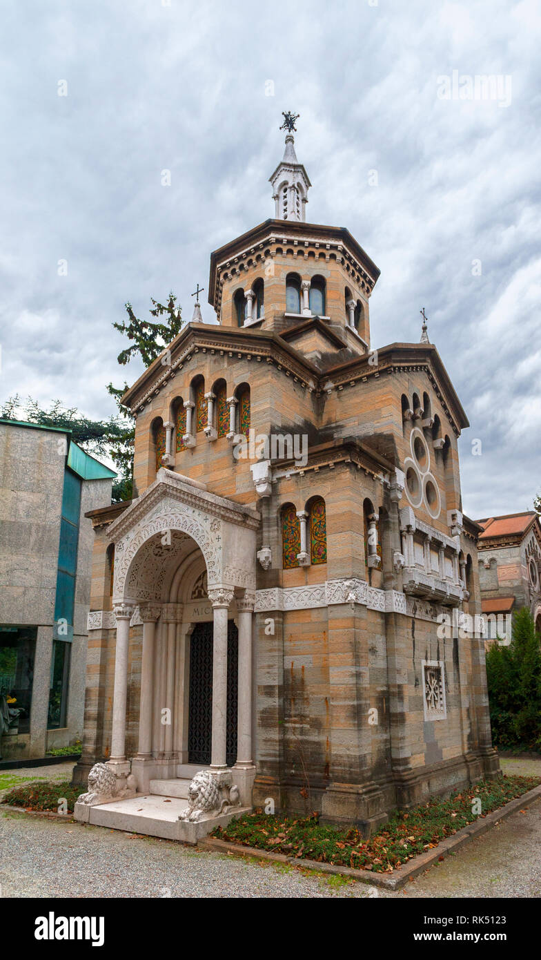 Family crypts at the Monumental Cemetery in Milan Stock Photo - Alamy