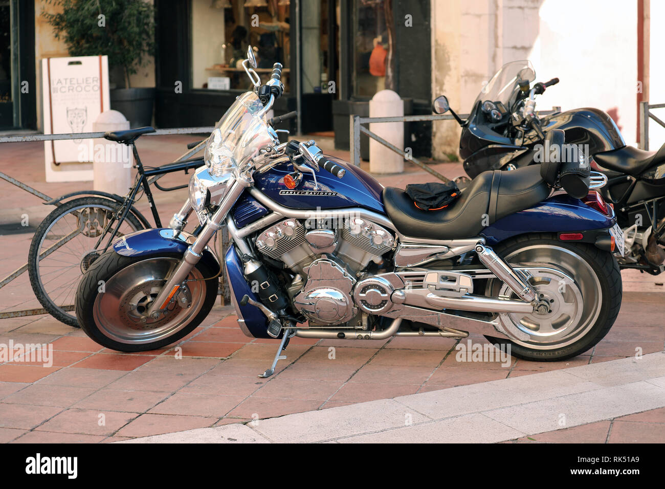 French classic motor bike hi-res stock photography and images - Alamy
