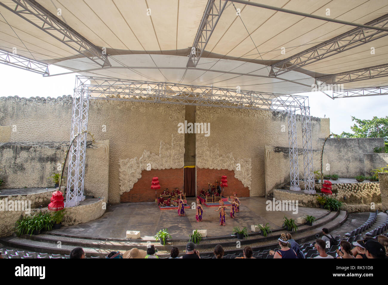 Balinese Dance Performance High Resolution Stock Photography and Images ...