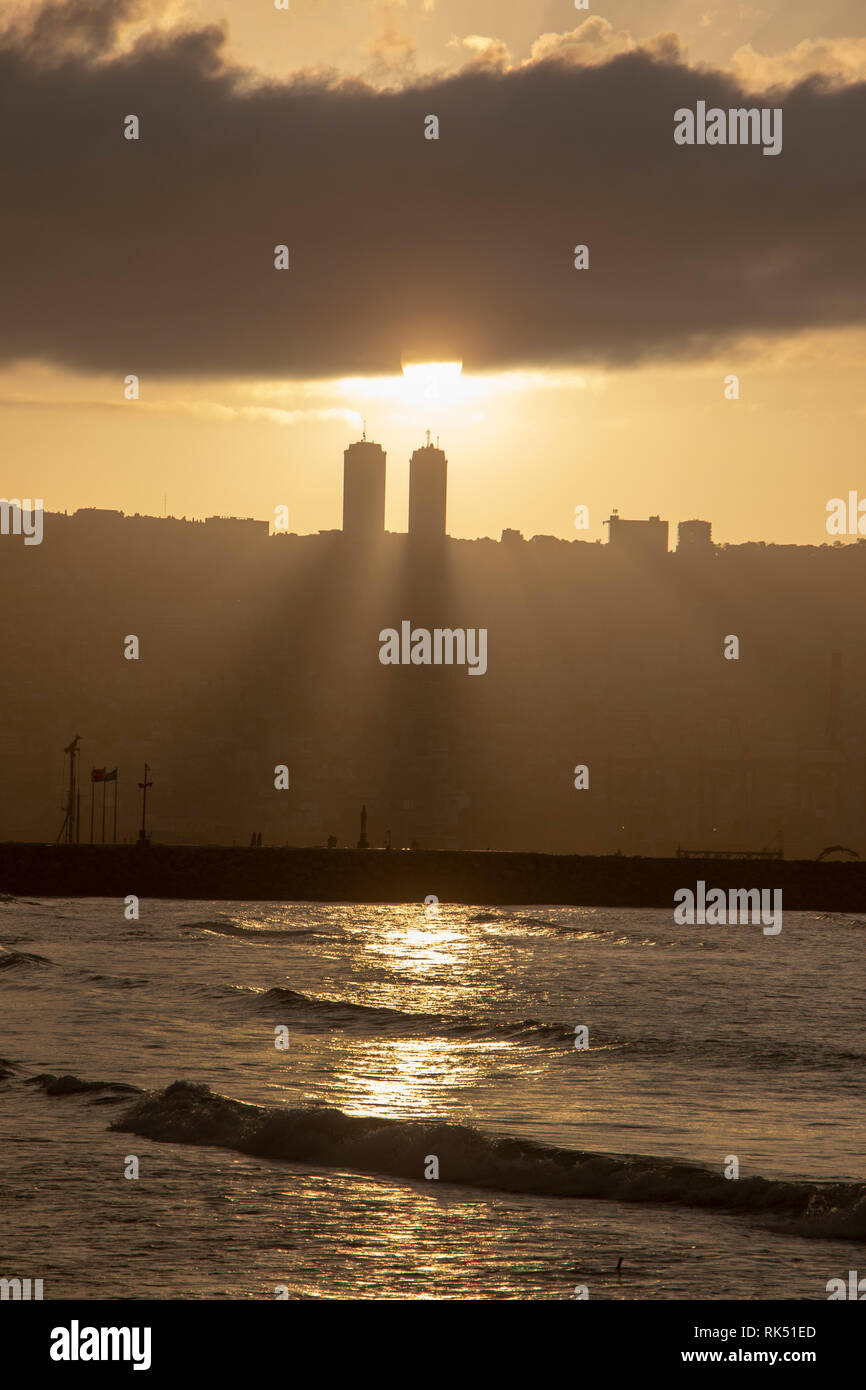 Longways hi-res stock photography and images - Alamy