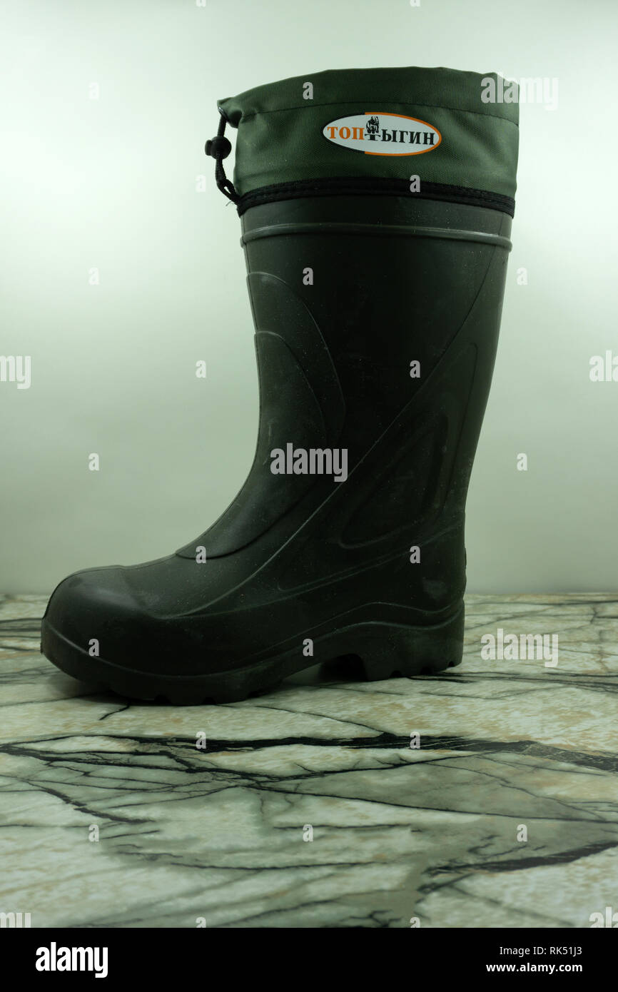Eva green boots hi-res stock photography and images - Alamy