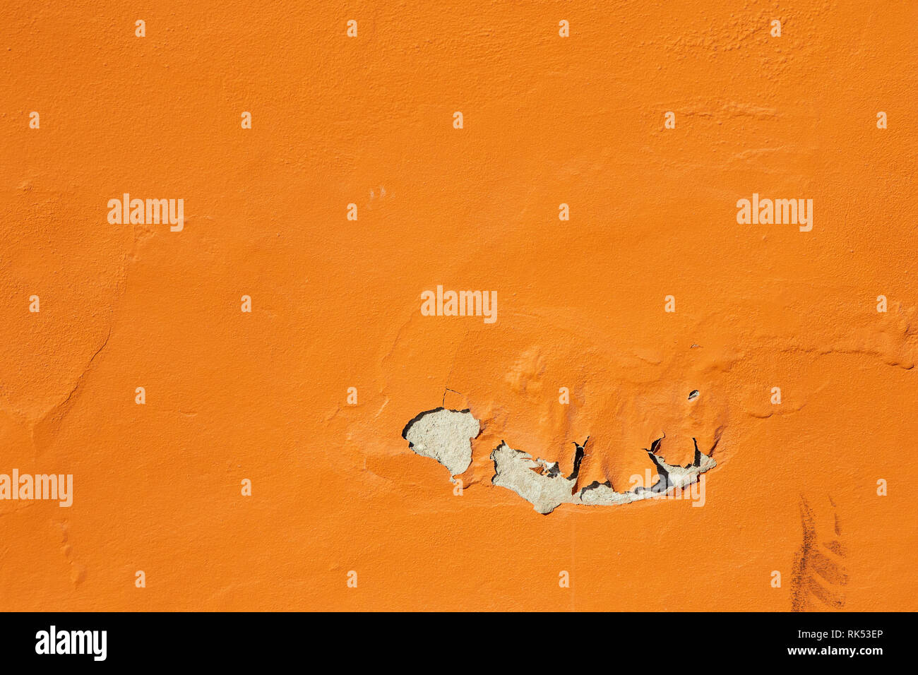 Paint peeling off the wall background texture Stock Photo - Alamy