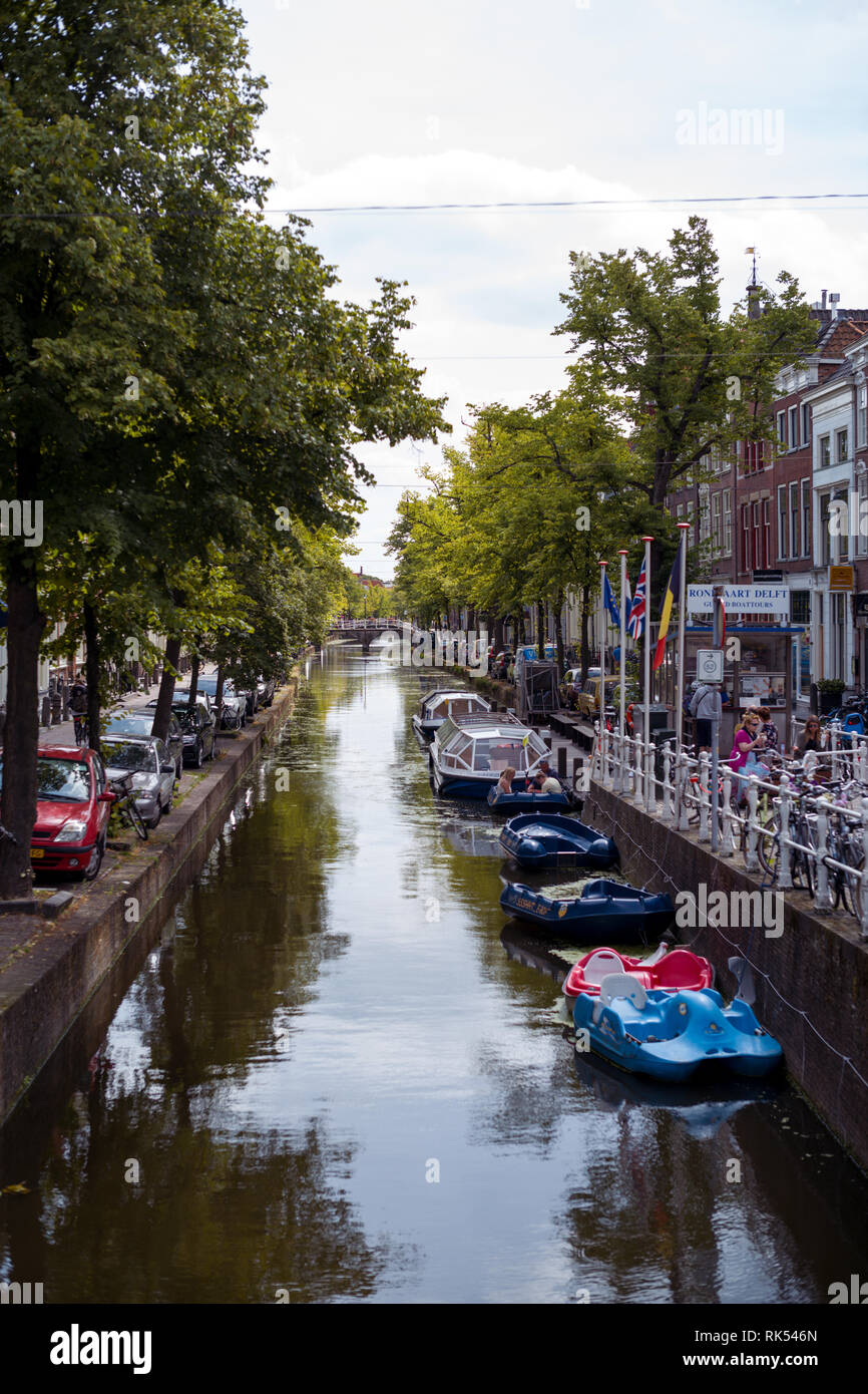 Delft canal, Netherlands Stock Photo - Alamy