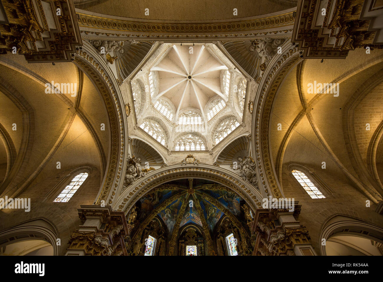 Interior of the Cathedral in the centre of Valencia Stock Photo - Alamy