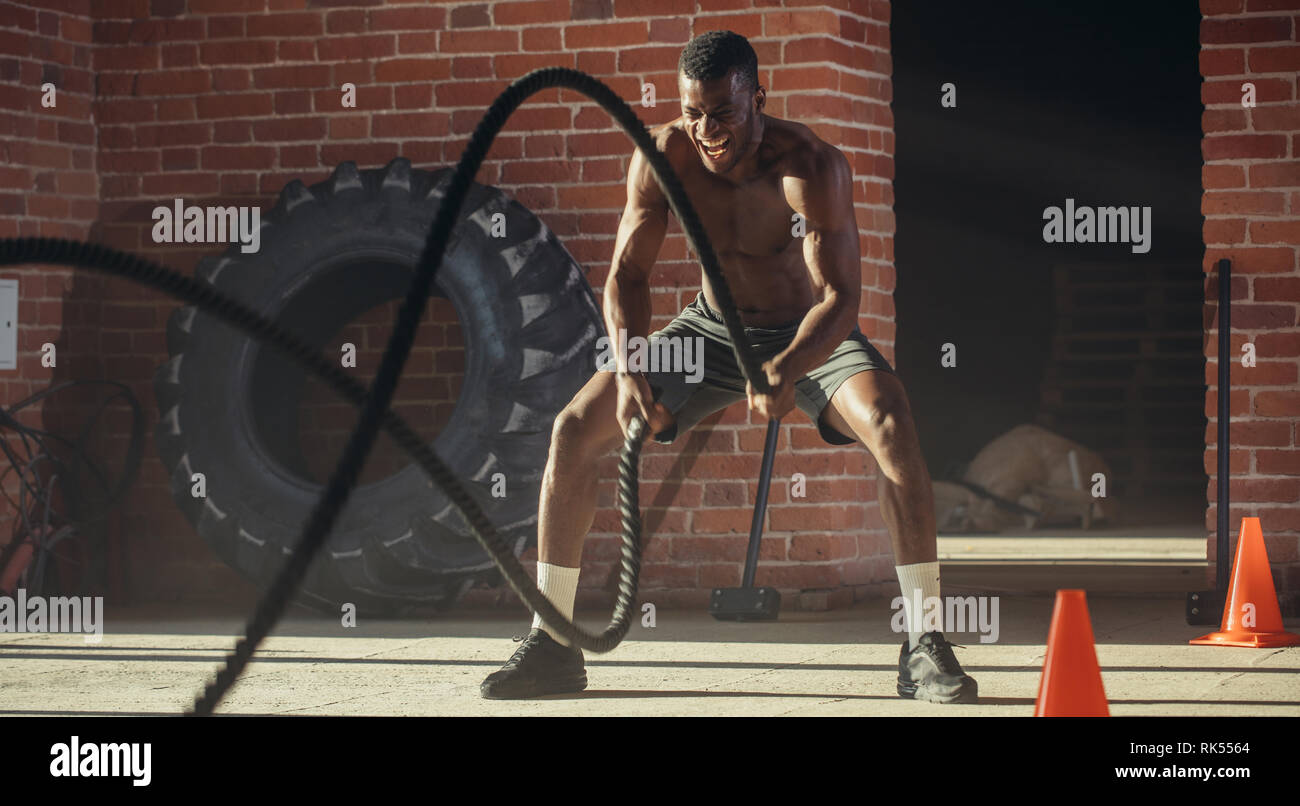 Muscular str hi-res stock photography and images - Alamy