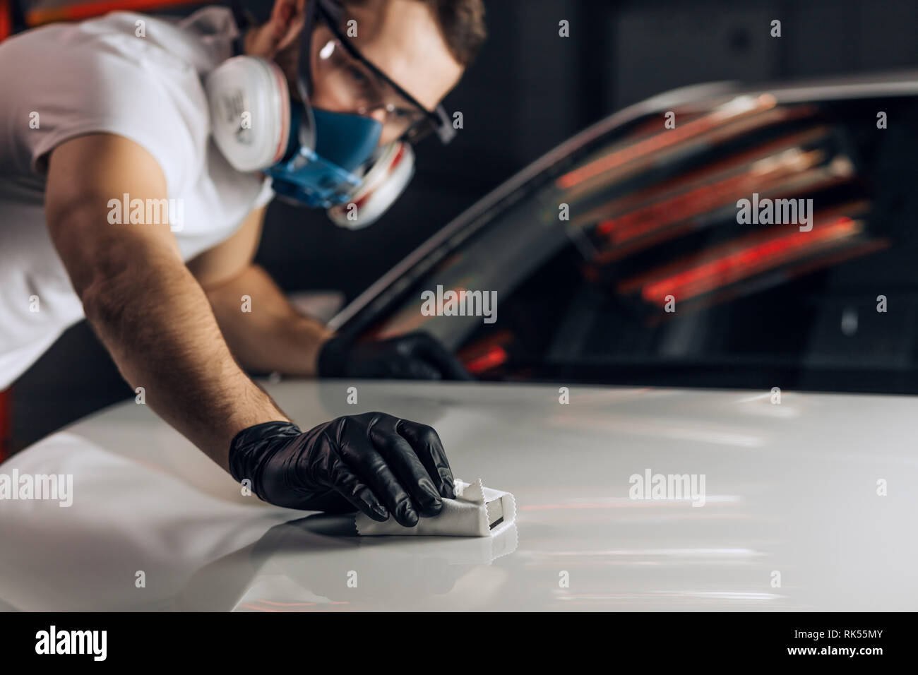 Sandpaper use welding hi-res stock photography and images - Alamy