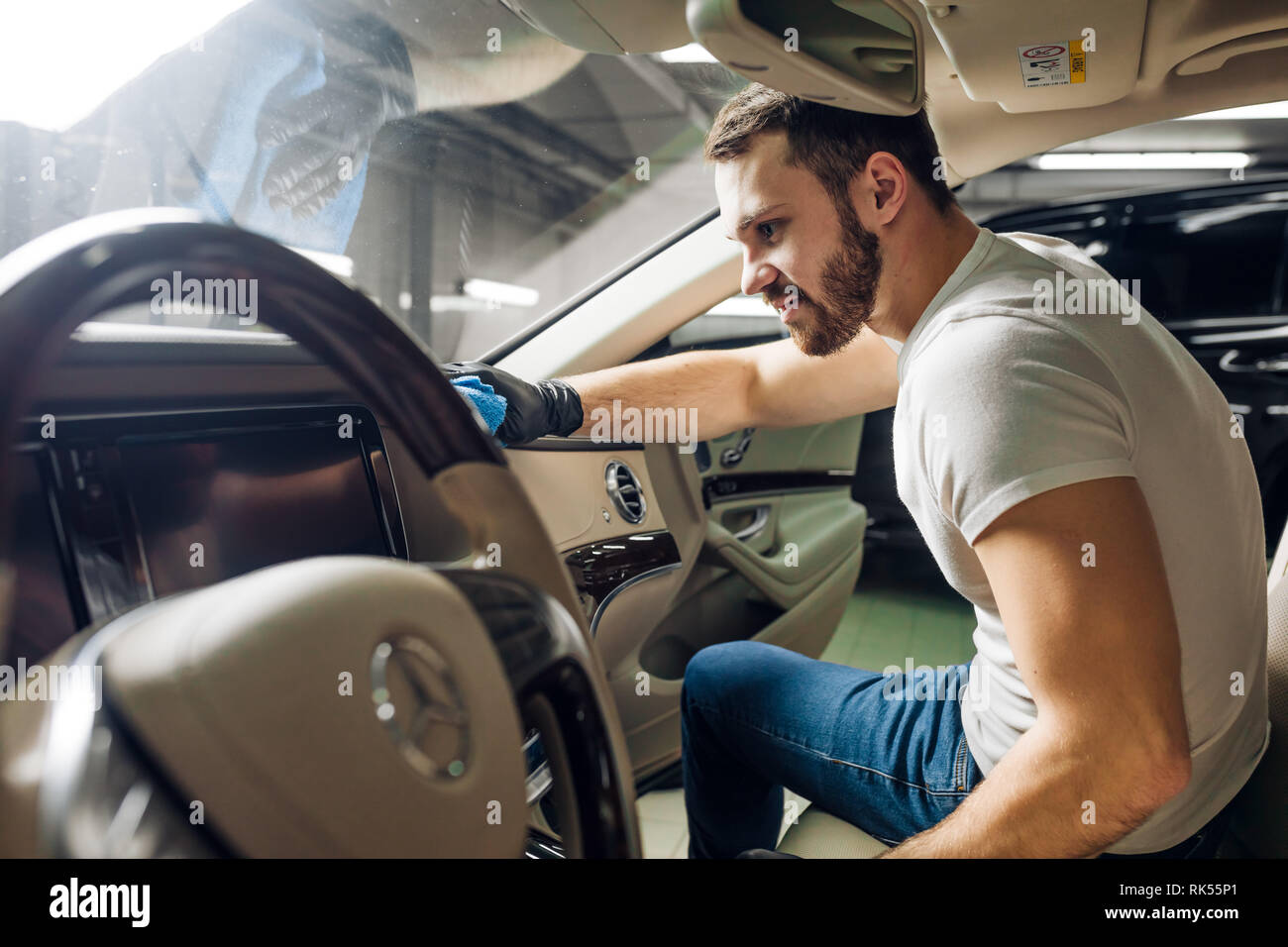 Car valeting process cleaning hi-res stock photography and images - Alamy