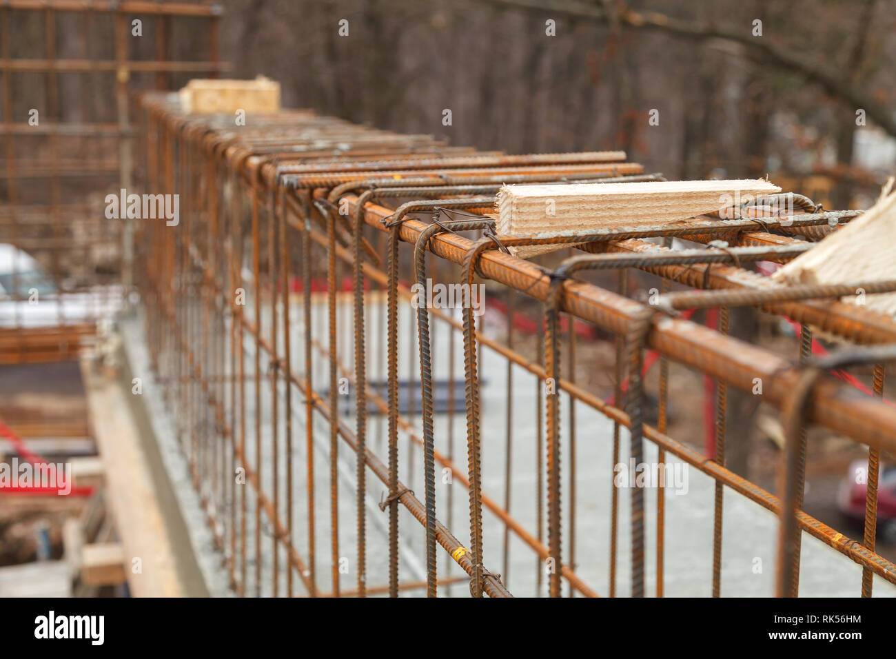 Construction of a new building, installation of metal structures in the ...