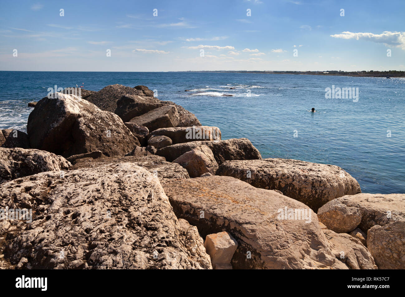 Breakwater mole ocean seawall hi-res stock photography and images - Alamy