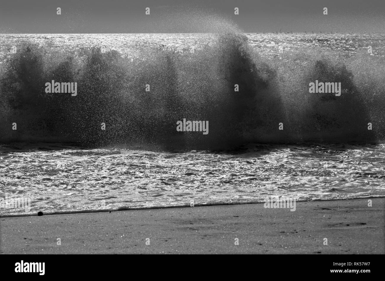 Palma de Mallorca - The big wave and the windsurfing sails in the ...