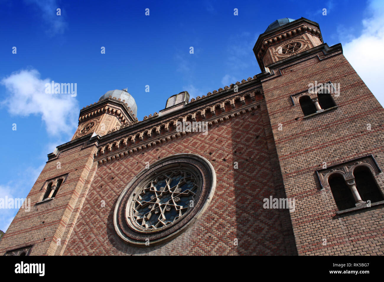 Synagogue e hi-res stock photography and images - Alamy