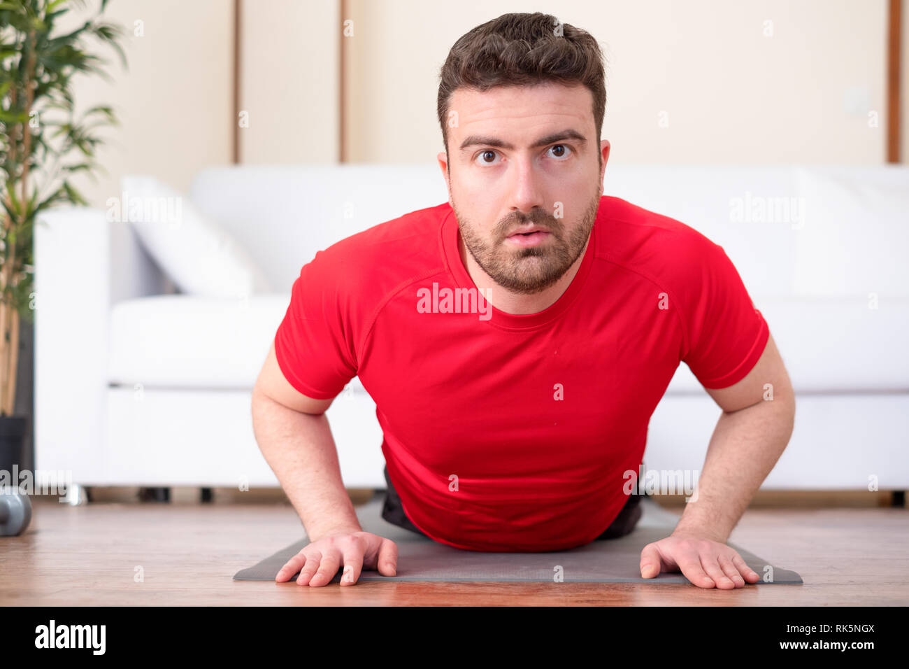 Pushup man hi-res stock photography and images - Alamy