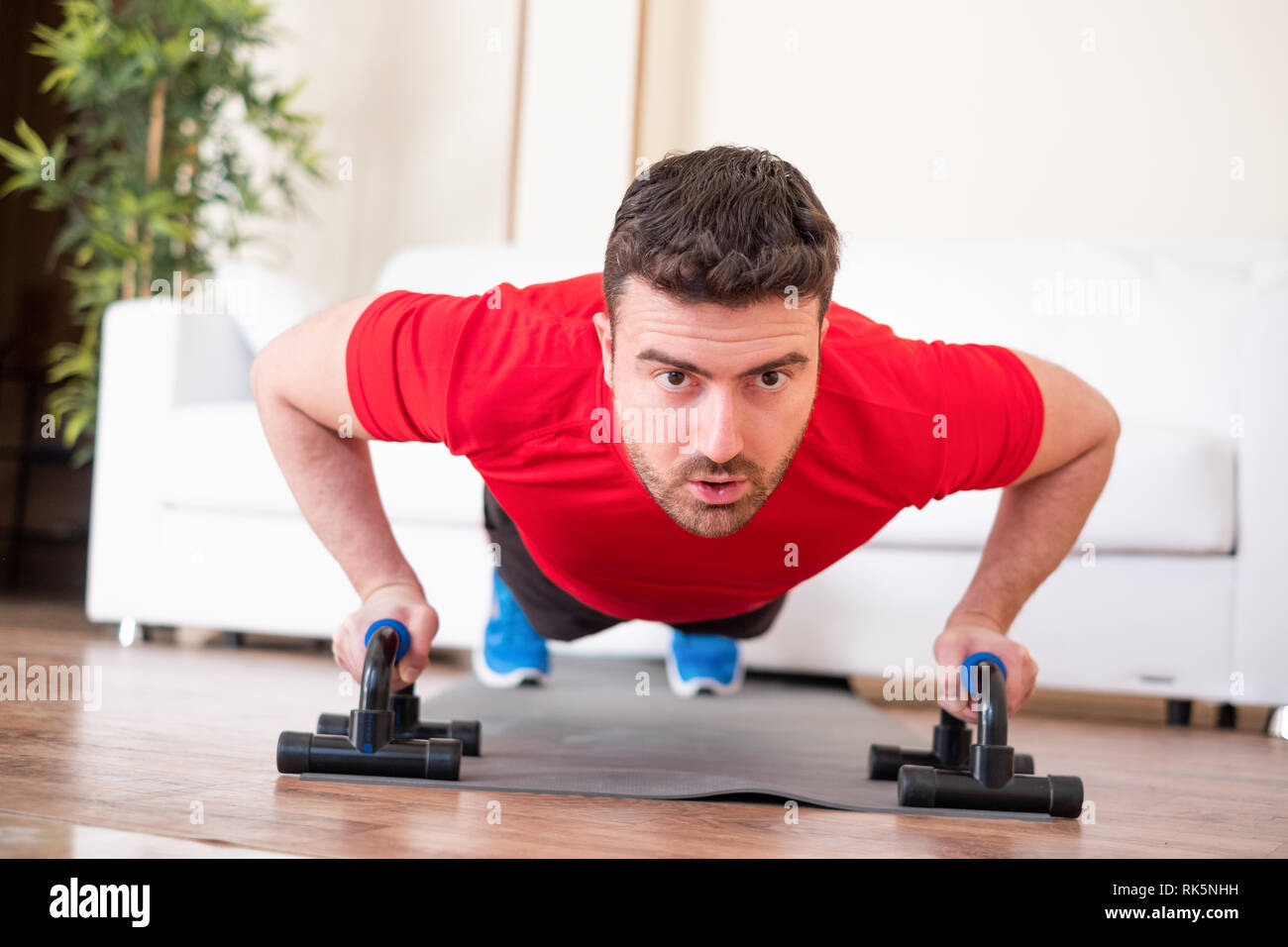 Pushup man hi-res stock photography and images - Alamy
