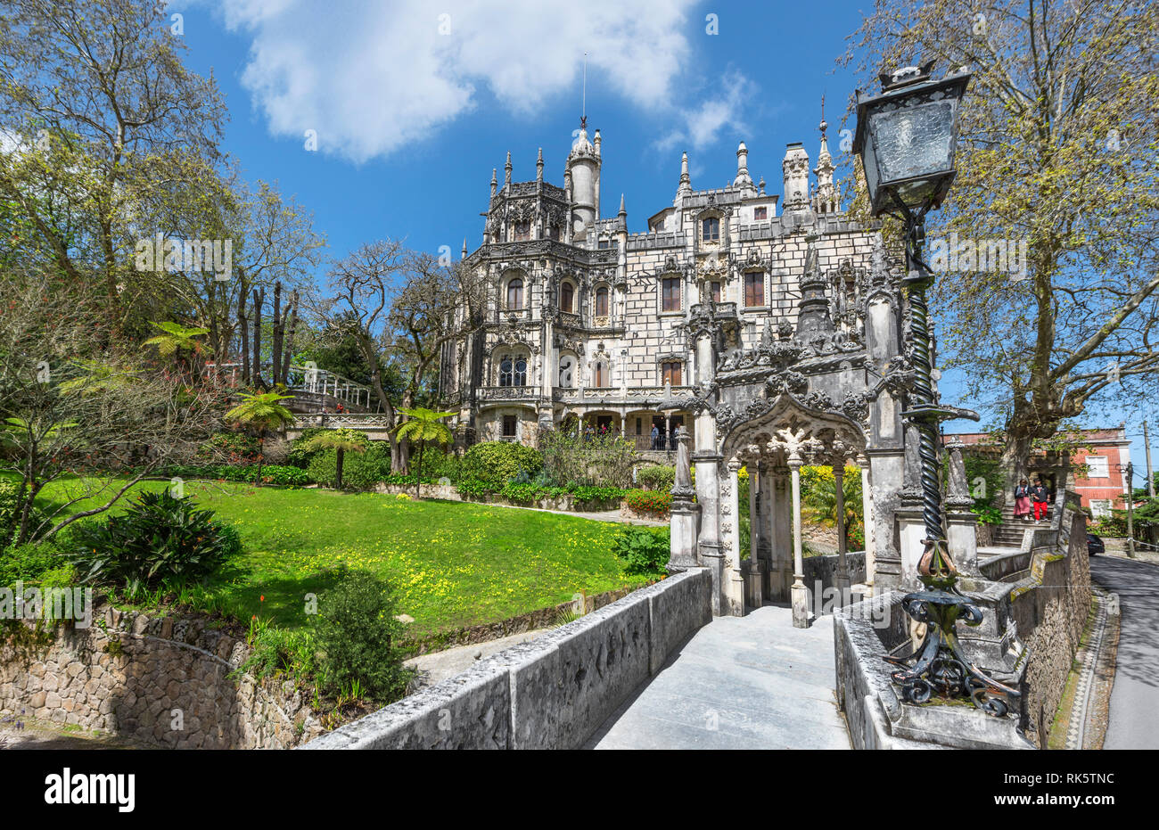 Quinta da regaleira sightseeing hi-res stock photography and images - Alamy