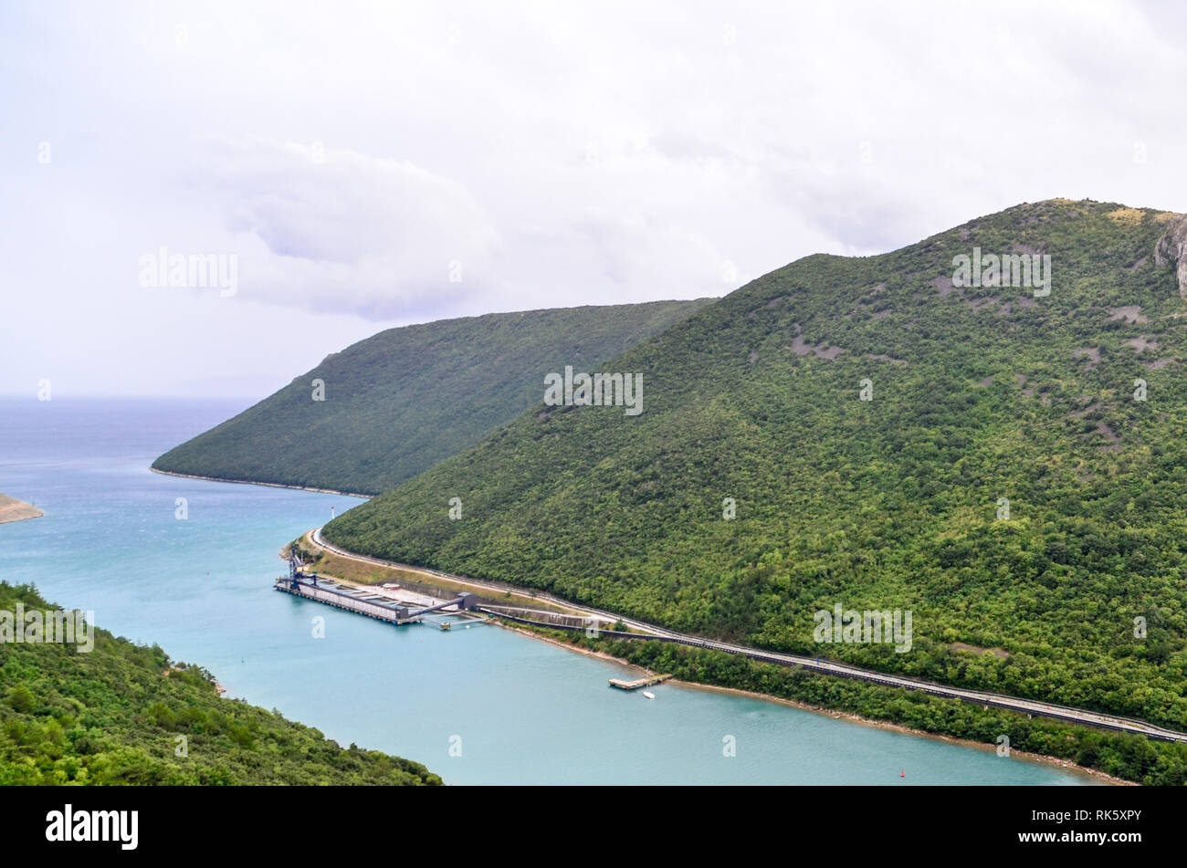 Plomin port, croatia, serving the Plomin coal-fired power station Stock ...