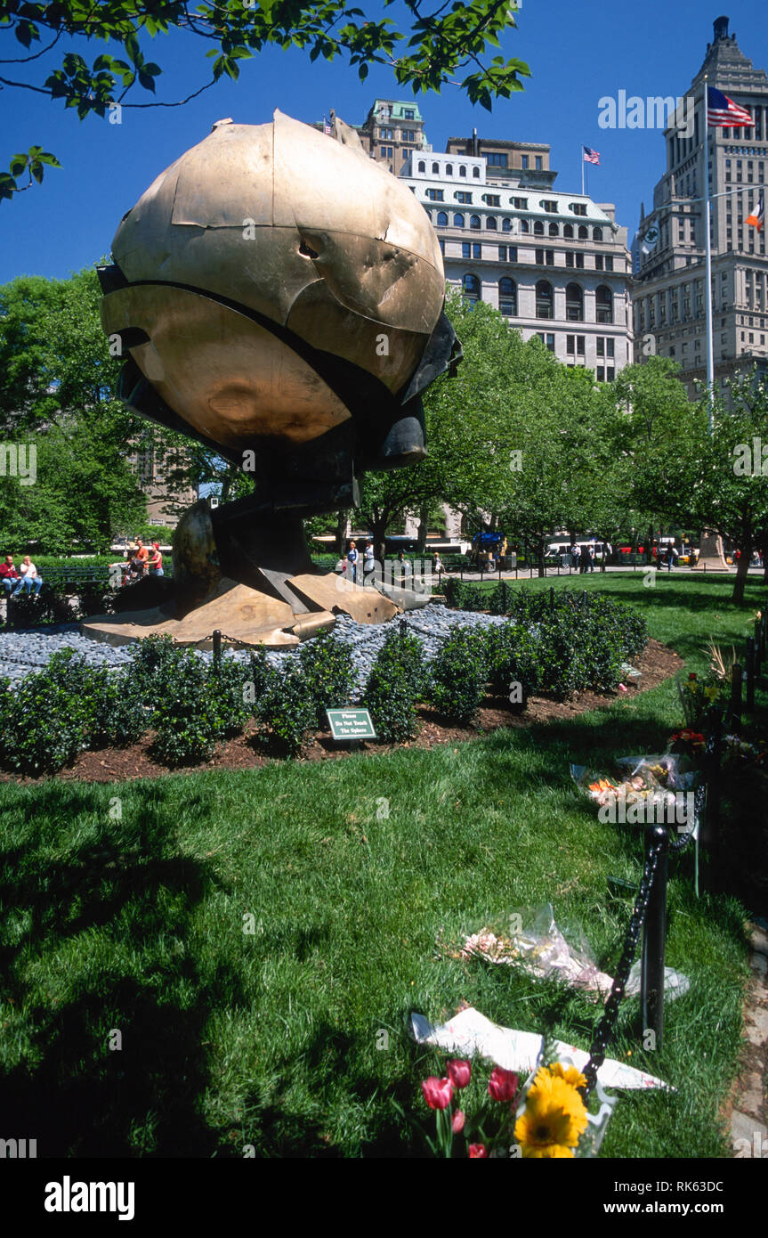 World trade center 2002 hi-res stock photography and images - Alamy