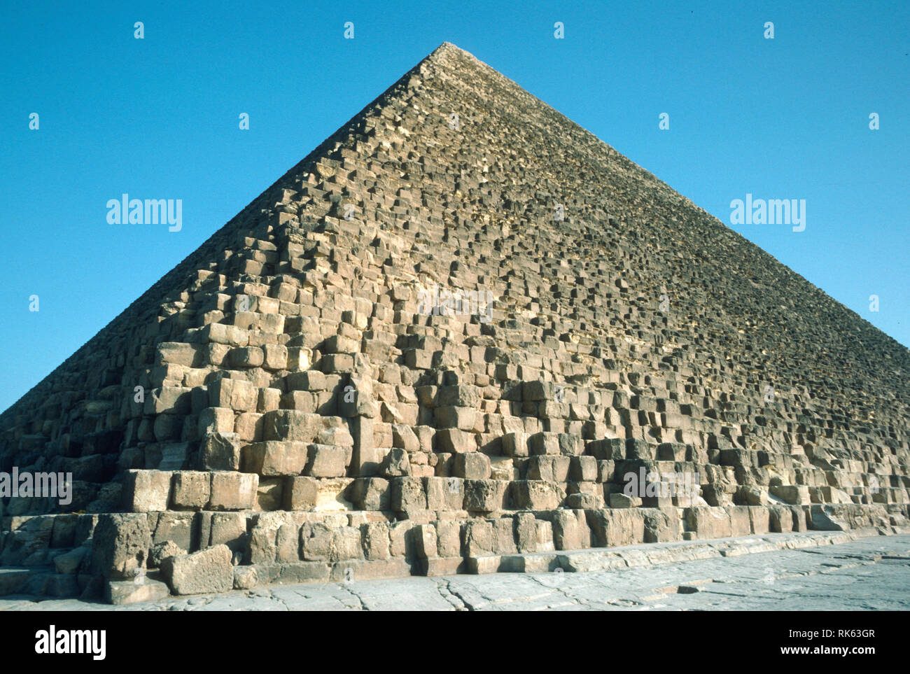 Pyramid of Menkaure, Giza, Egypt Stock Photo - Alamy
