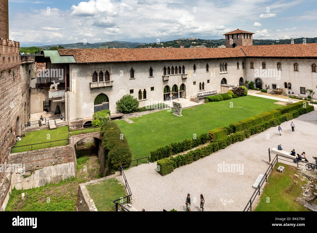 Castelvecchio museum hi-res stock photography and images - Alamy