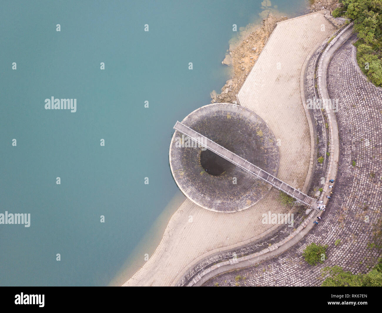 Bellmouth hi-res stock photography and images - Alamy