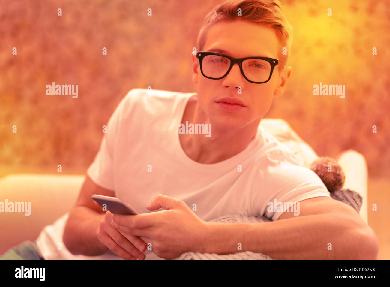 Answering message hi-res stock photography and images - Alamy