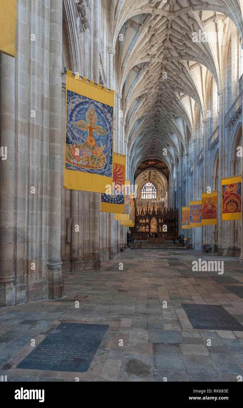 Nave winchester cathedral hi-res stock photography and images - Alamy