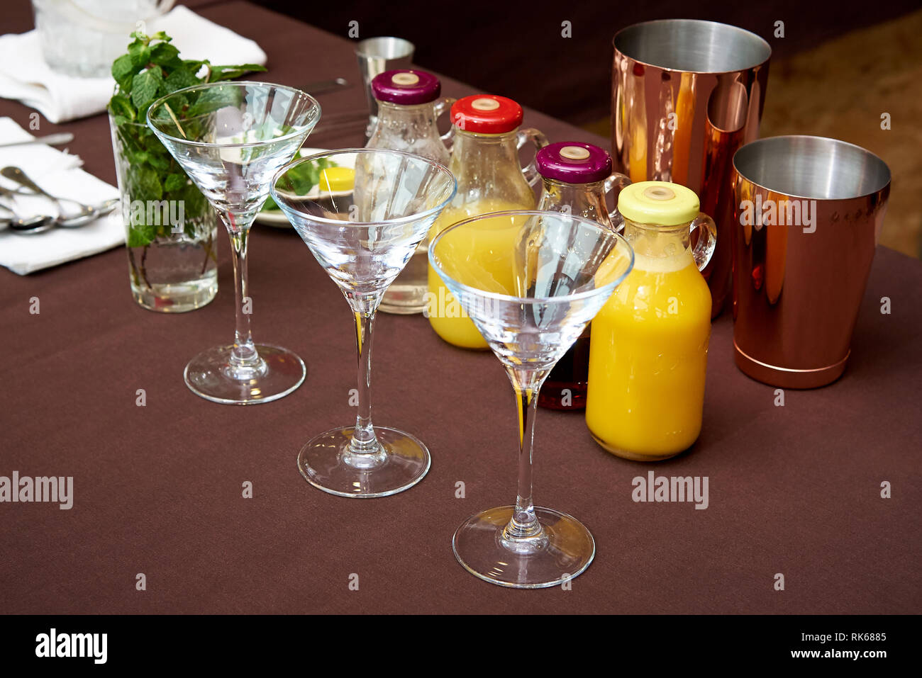 Bartender alcohol competition shaker hi-res stock photography and ...