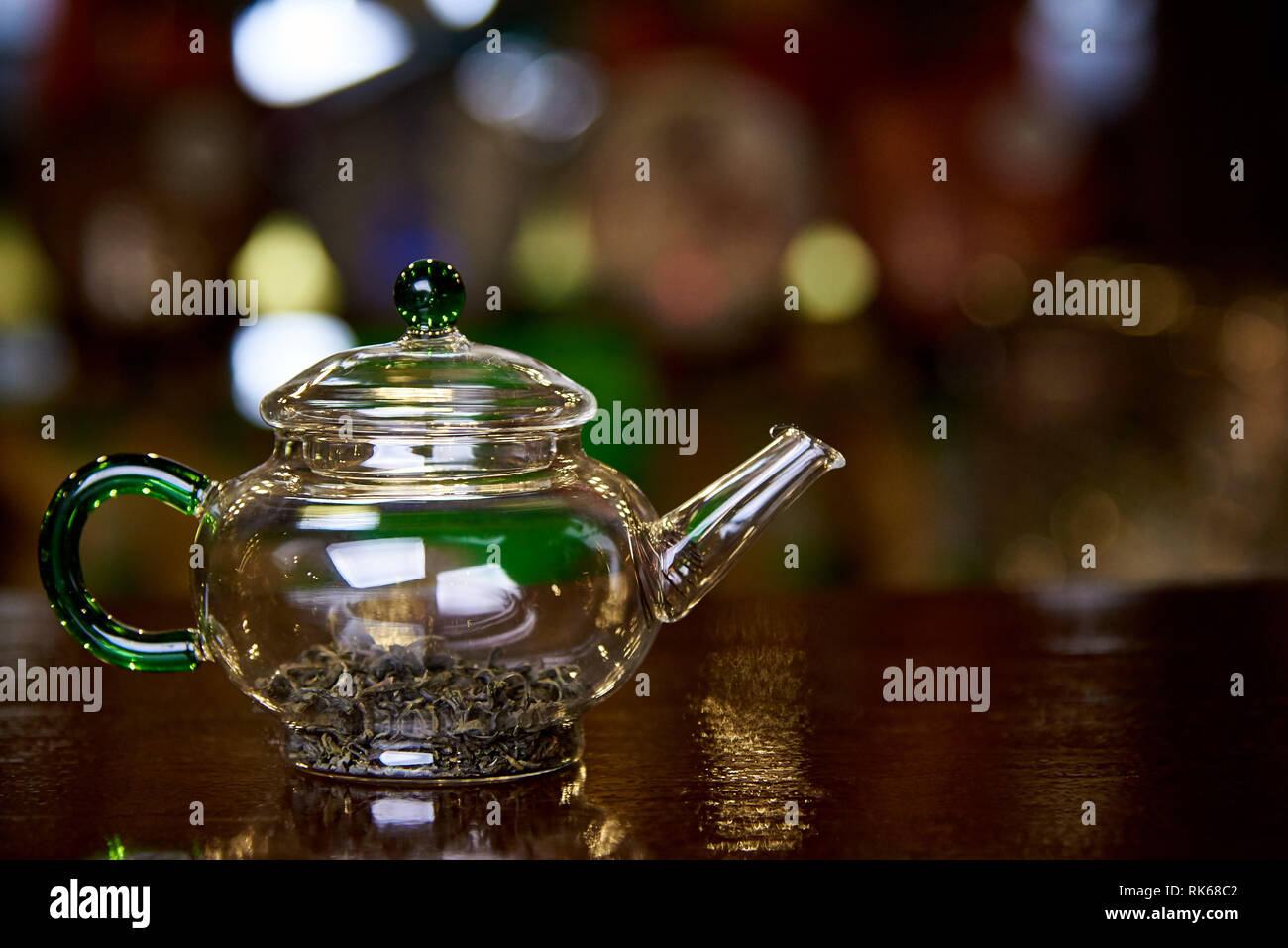Teapots reflection hi-res stock photography and images - Alamy