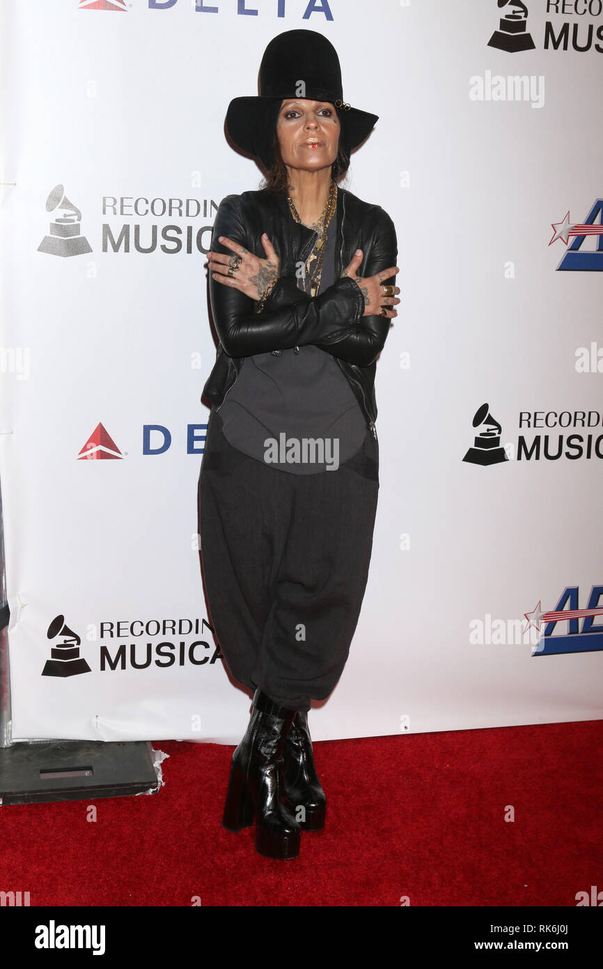 Los Angeles, CA, USA. 8th Feb, 2019. LOS ANGELES - FEB 8: Linda Perry ...