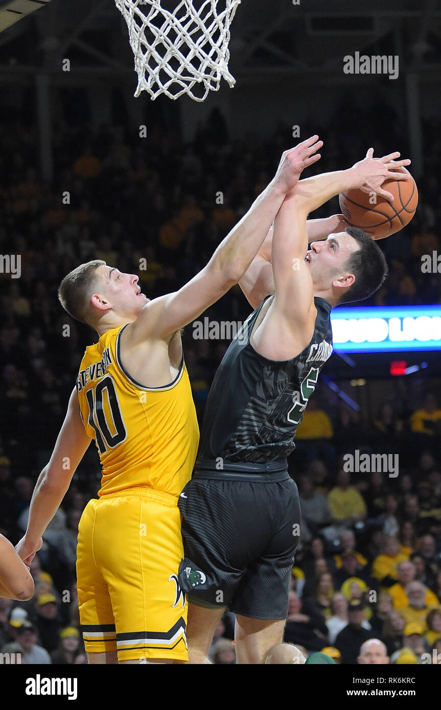 Tulane green wave cheerleaders hi-res stock photography and images - Alamy
