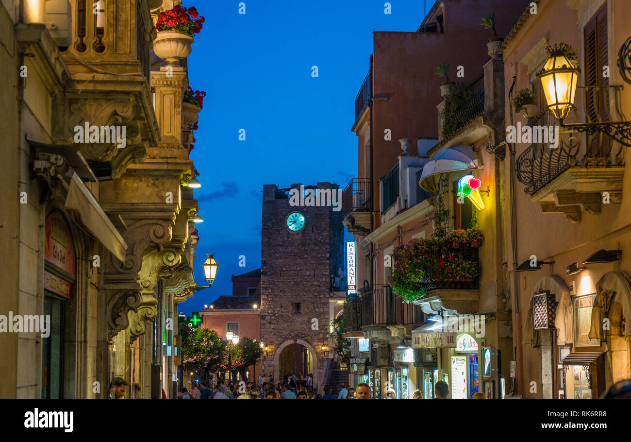 Sicily taormina night hi-res stock photography and images - Alamy