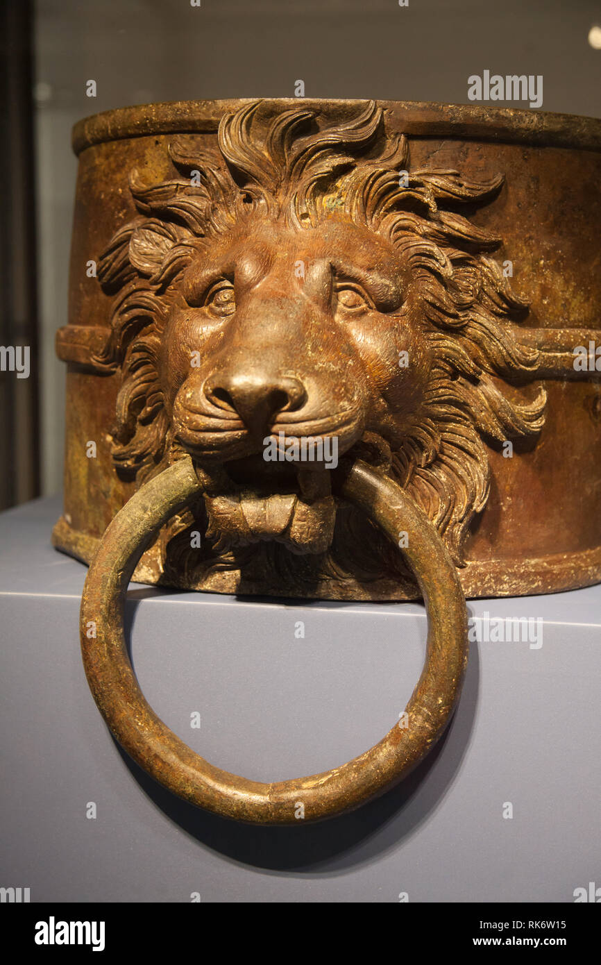 Roman Lion head with ring in Palazzo Massimo alle Terme, Rome Stock ...