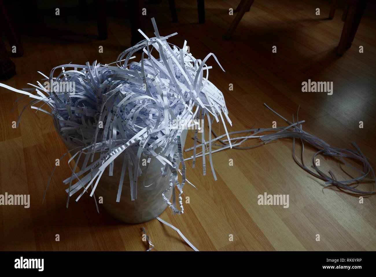 Shredded paper pile hi-res stock photography and images - Alamy