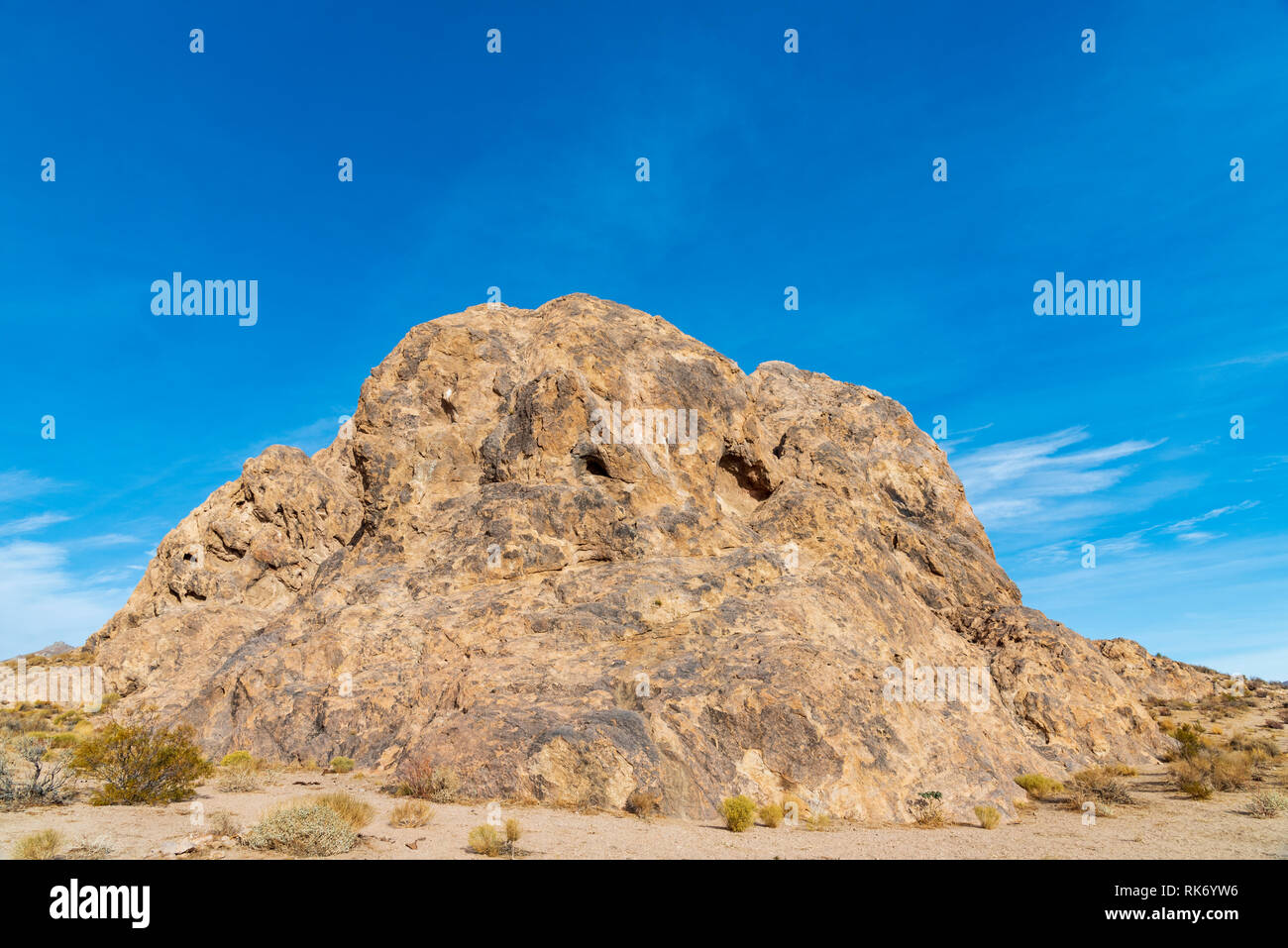 Rock crevices hi-res stock photography and images - Alamy