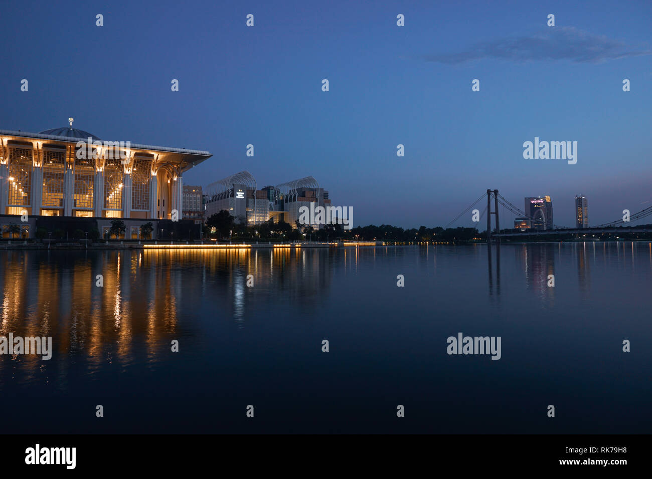 Tuanku Mizan Zainal Abidin Mosque or Iron Mosque (Masjid Besi in Malay ...