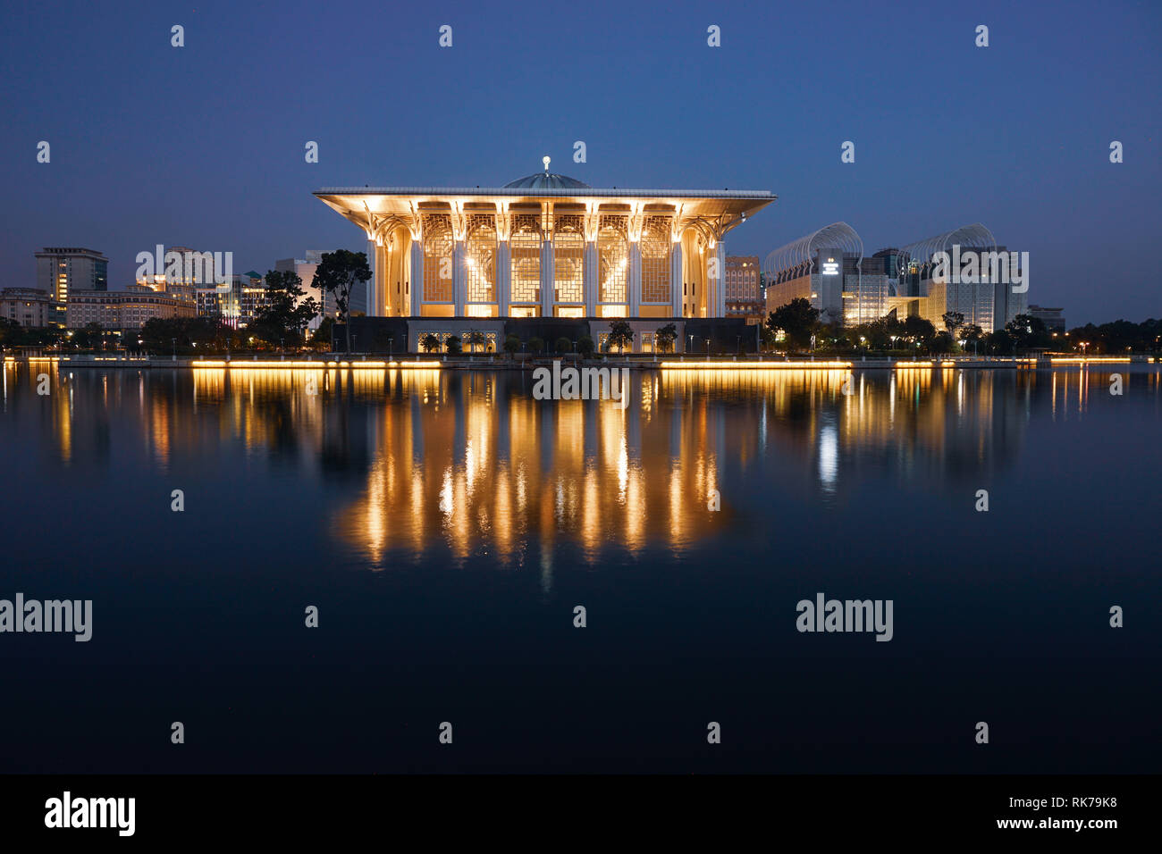 Tuanku Mizan Zainal Abidin Mosque or Iron Mosque (Masjid Besi in Malay ...