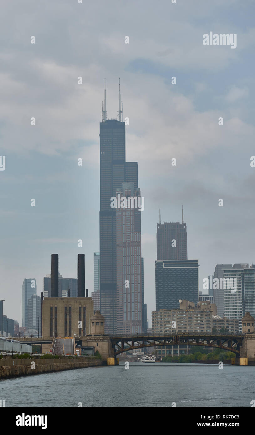 Chicago sky line Stock Photo - Alamy