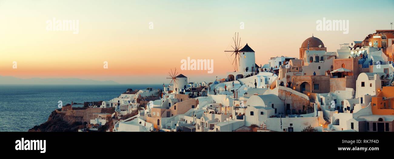 Santorini skyline sunset with buildings in Greece Stock Photo - Alamy
