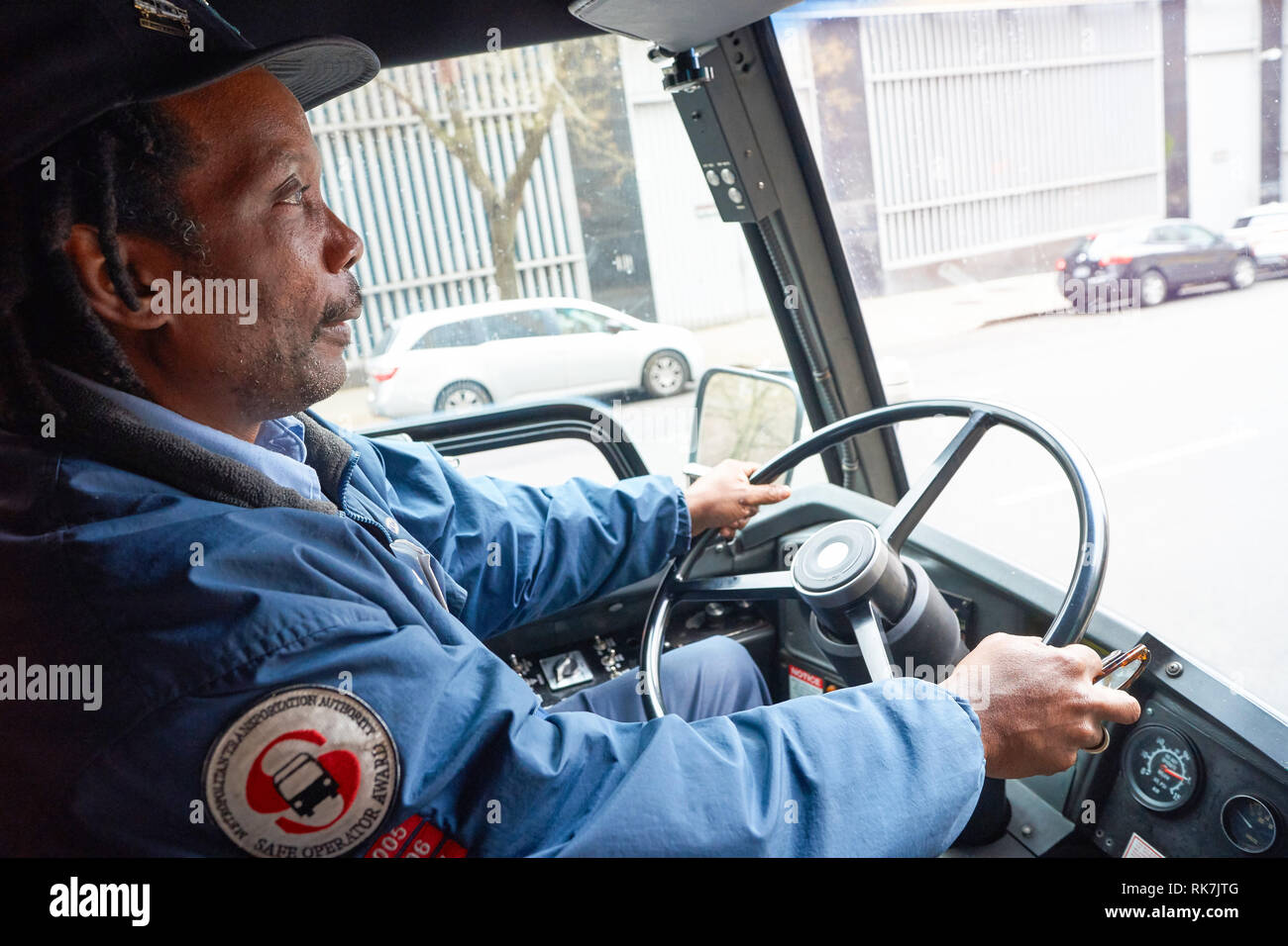American bus driver hi-res stock photography and images - Alamy